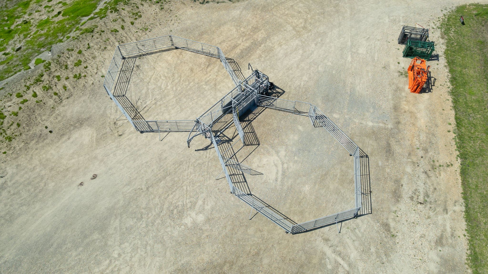 Rustler portable Corral – Livestock Equipment Specialist : R & R ...